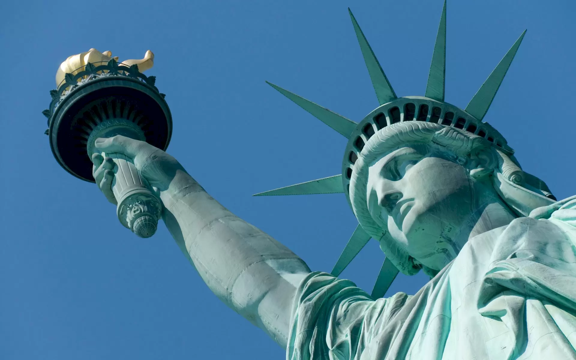 Bus Tours | Nationwide Bus rentals and Bus Charter